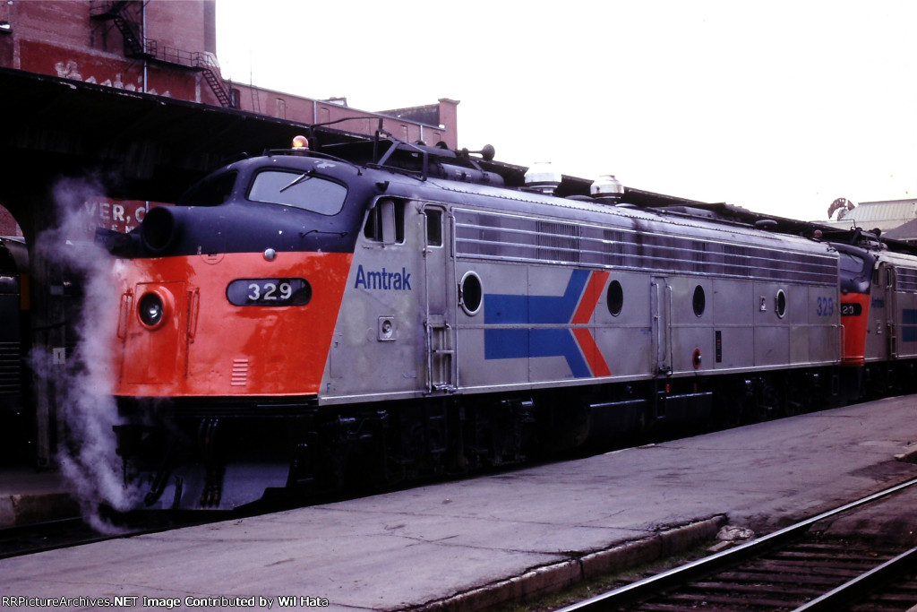 Amtrak E8 329